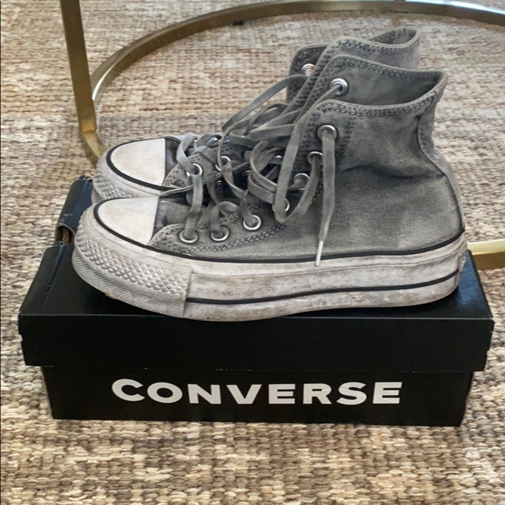 Converse Limited Edition..Designed In Italy - Gem